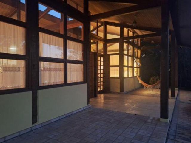 Casa a venda 3 quartos 1 suíte Loteamento fechado
