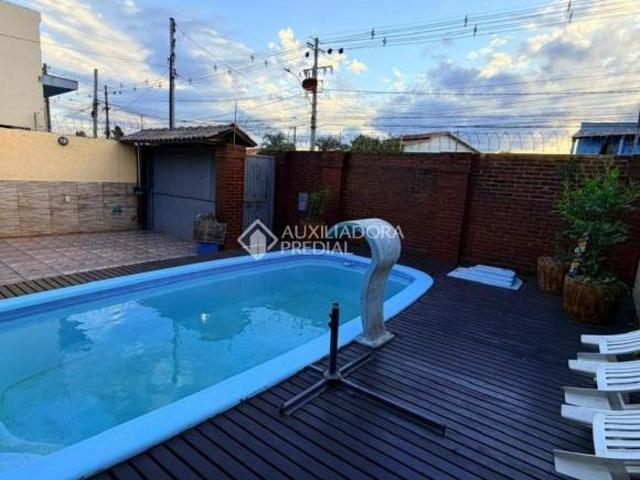 CASA A VENDA 3 QUARTOS 1 SUITE NO BAIRRO HARMONIA