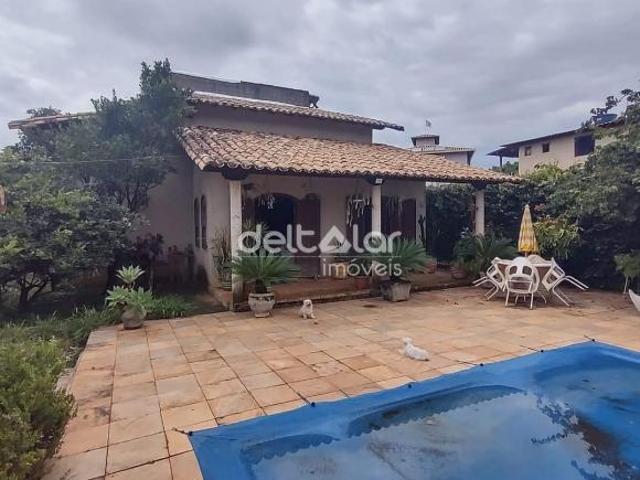 Casa à venda 3 Quartos, 1 Suite, Piscina, Bairro Trevo Pampulha, Belo Horizonte, MG