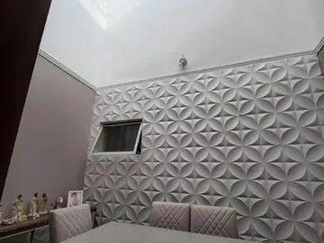 Casa à Venda 3 Quartos, 1 Suítes, Piscina e Churrasqueira por R$380.000
