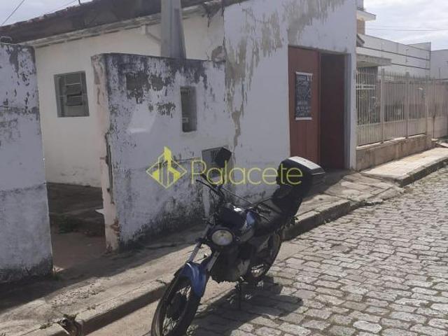 Casa à venda 3 Quartos, 1 Vaga, 300M², Centro, Pindamonhangaba SP