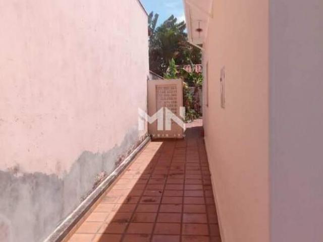 Casa à venda, 3 quartos, 1 vaga, Centro de Salto Salto/SP