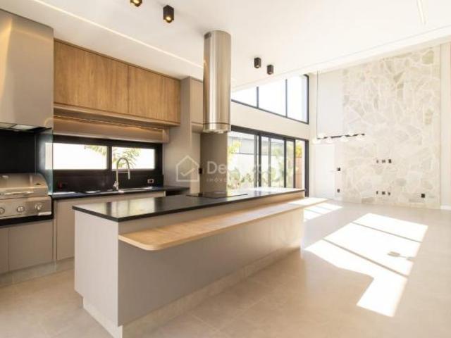 Casa a venda, 3 Quartos, 250m² ALPHAVILLE D. PEDRO 3