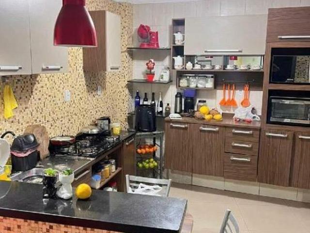 Casa à venda 3 quartos 2 suítes 1 vaga Sítio dos Vianas Santo André SP