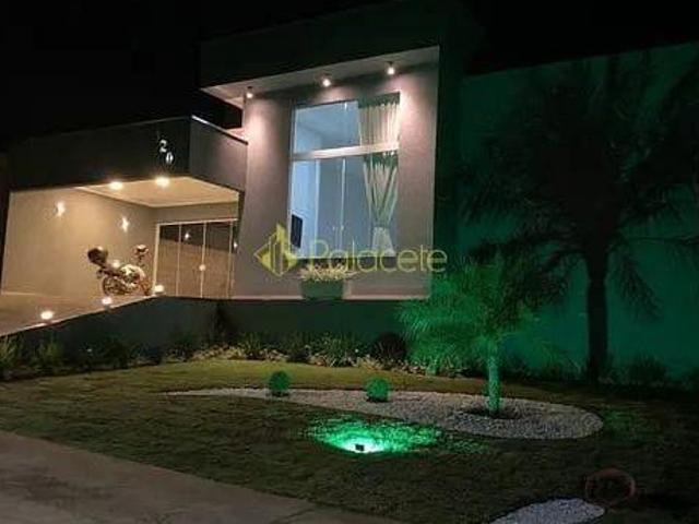 Casa à venda 3 Quartos, 2 Suites, 2 Vagas, 814M², Caixa D&amp amp &amp amp #35 039 água, Taubaté S