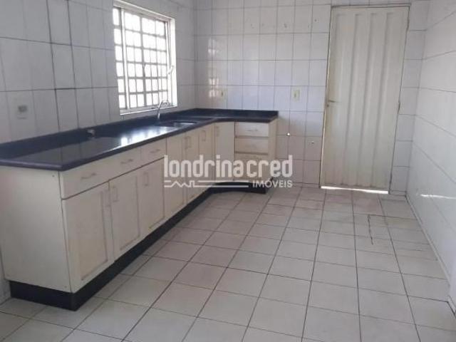Casa à venda 3 Quartos, 2 Suites, 2 Vagas, Conjunto Habitacional Maria Cecília Serrano de Oliveira