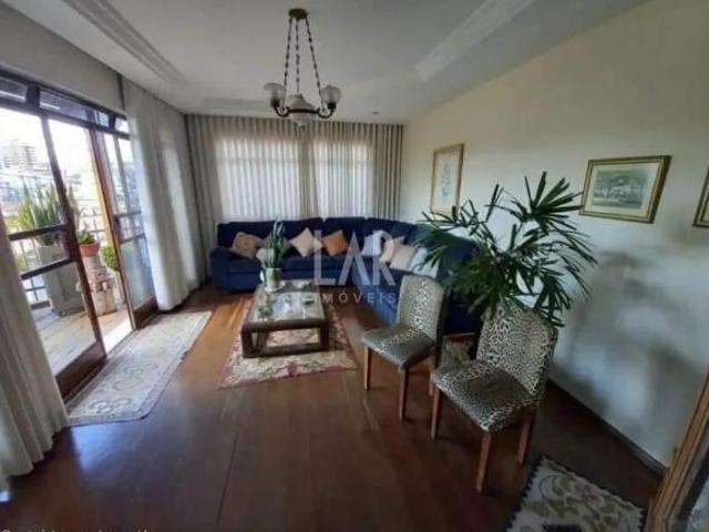 Casa à venda, 3 quartos, 2 suítes, 2 vagas, Sagrada Família Belo Horizonte/MG