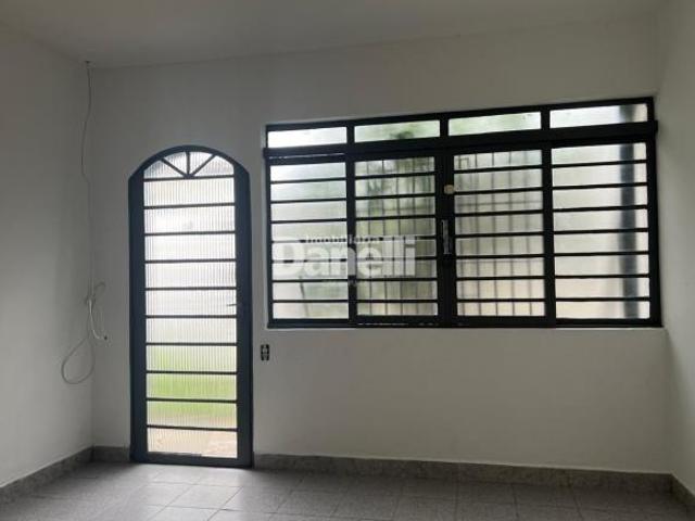 Casa à venda, 3 quartos, 2 suítes, 2 vagas, Parque São Luís Taubaté/SP