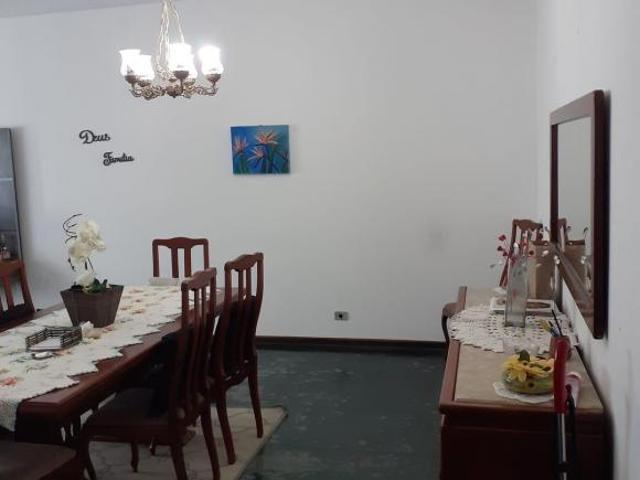 Casa à venda 3 Quartos, 2 Suites, 3 Vagas, 348M², Parque São Domingos, Pindamonhangaba SP