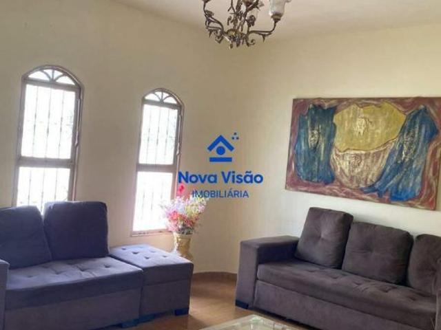 Casa à venda, 3 quartos, 2 suítes, 5 vagas, Santa Marta Uberaba/MG