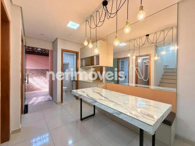 CASA À VENDA, 3 QUARTOS, 2 VAGAS, BAIRRO SANTA TEREZINHA