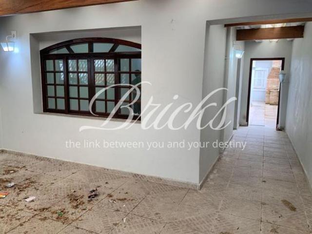 CASA À VENDA 3 QUARTOS 2 VAGAS BROOKLIN NOVO
