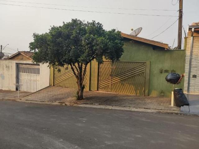 Casa à venda, 3 quartos, 2 vagas, Jardim Santo Antônio Rio das Pedras/SP