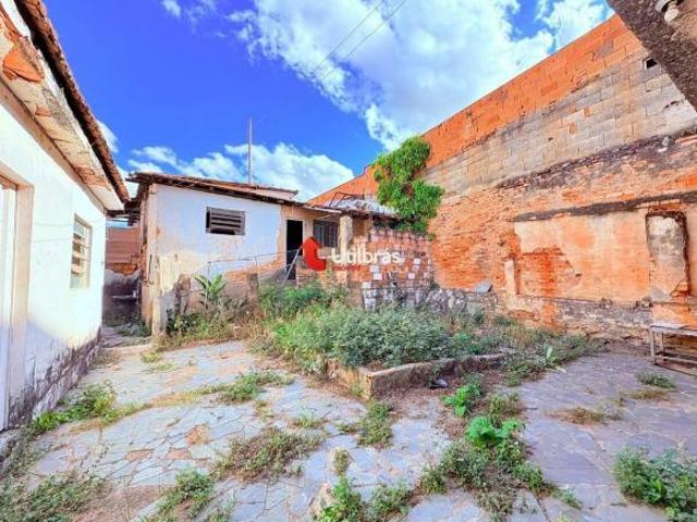 Casa à venda, 3 quartos, 2 vagas, Lagoinha Belo Horizonte/MG