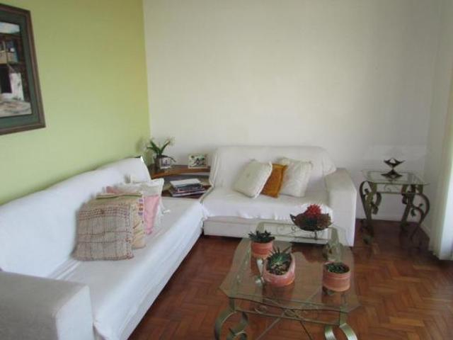 Casa à venda, 3 quartos, 2 vagas, Sagrada Família Belo Horizonte/MG