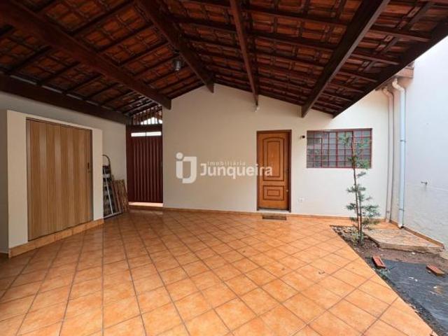 Casa à venda, 3 quartos, 2 vagas, Pompéia Piracicaba/SP