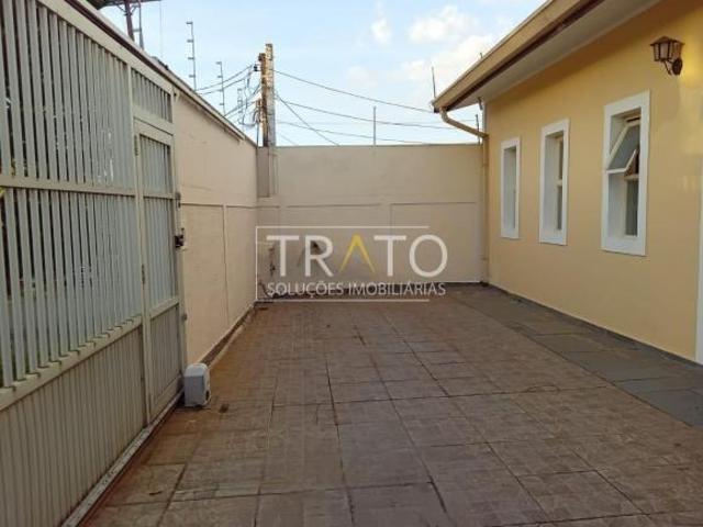 Casa à venda 3 quartos 343m2 no bairro São Quirino Próximo à Lagoa do Taquaral