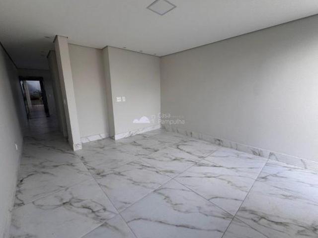 Casa á venda 3 Quartos, 3 banheiros, 200² Trevo