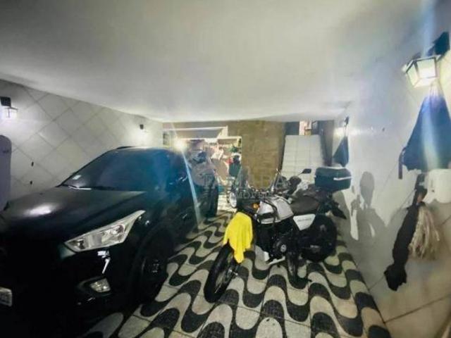 Casa à venda 3 quartos, 3 banheiros, 2 vagas