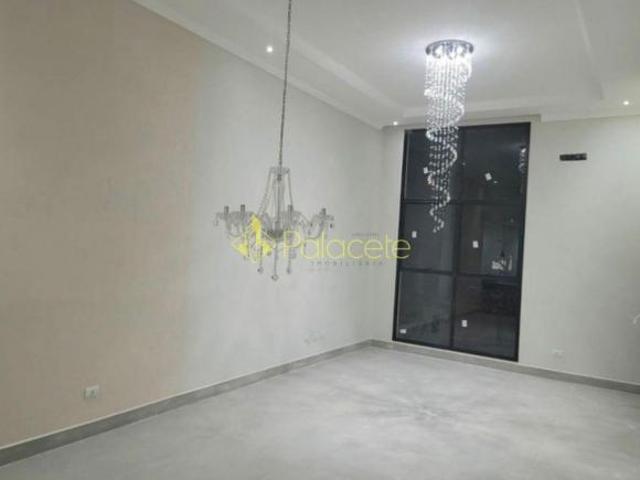 Casa à venda 3 Quartos, 3 Suites, 2 Vagas, Parque São Cristóvão, Taubaté SP