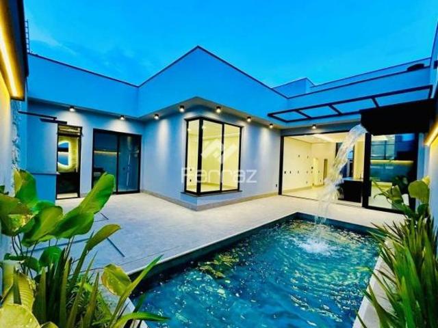 Casa à venda, 3 quartos, 3 suítes, 2 vagas, Praça Alto Umuarama Uberlândia/MG