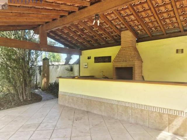 Casa à venda 3 Quartos, 3 Suites, 4 Vagas, 1086.2M², Condomínio Village Paineiras, Pindamonhangaba