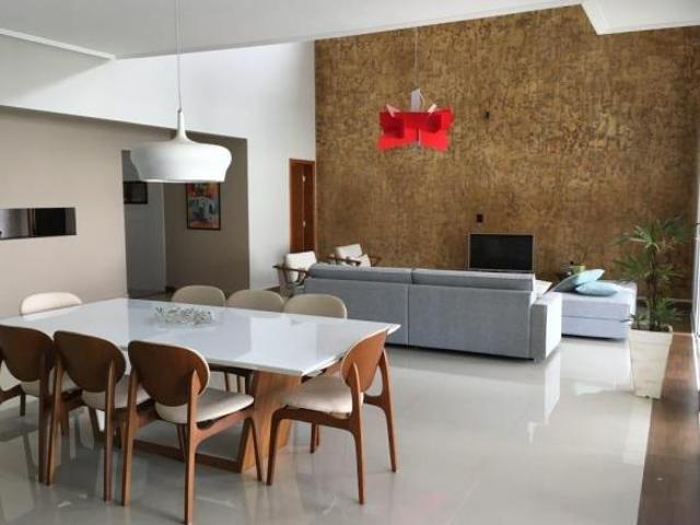 Casa à venda 3 Quartos, 3 Suites, 4 Vagas, 490M², Condomínio Real Ville, Pindamonhangaba SP | Cond