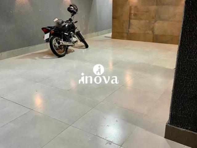 Casa à venda, 3 quartos, 3 suítes, 4 vagas, Fabrício Uberaba/MG