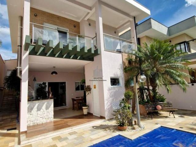 Casa à venda, 3 quartos, 3 suítes, 4 vagas, Roncáglia Valinhos/SP