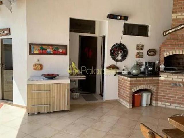 Casa à venda 3 Quartos, 3 Suites, 7 Vagas, 580M², Parque Esperança, Taubaté SP Condomínio Parque