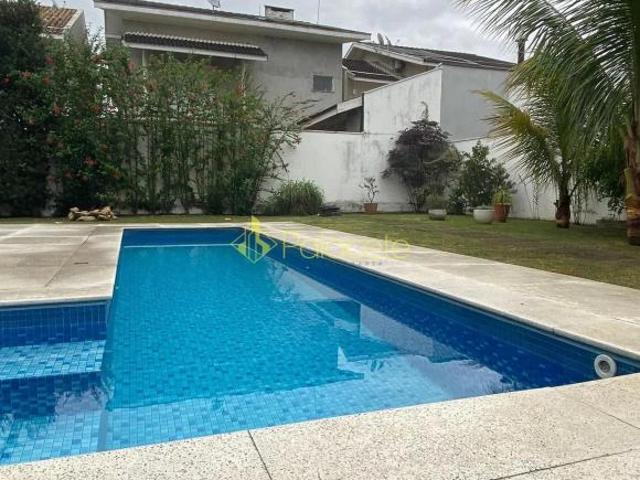 Casa à venda 3 Quartos, 3 Suites, 8 Vagas, 600M², Loteamento Residencial Campos do Conde II, Trememb