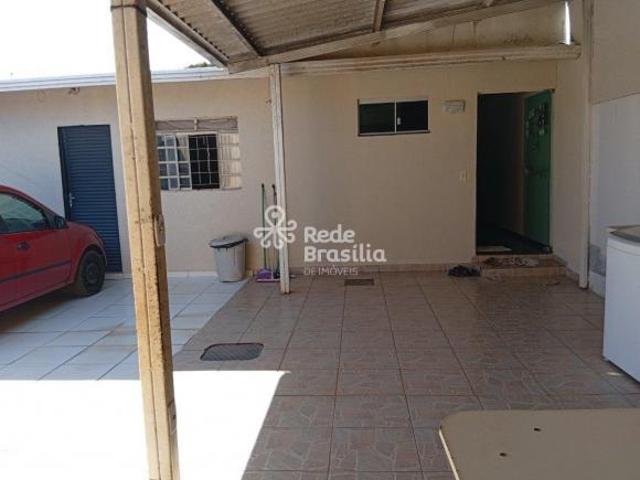 Casa a venda 3 quartas na Quadra 16 de Sobradinho DF