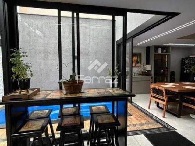 Casa à venda, 3 suítes, 2 vagas, Jardim Patrícia Uberlândia/MG