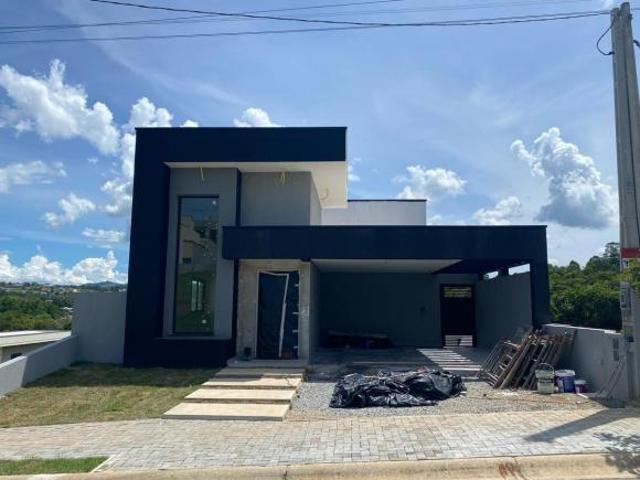 Casa à venda 3 Suites, 4 Vagas, 262.19M², Chácaras Cataguá, Taubaté SP | Catagua Way