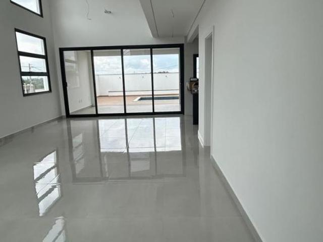 CASA À VENDA 3 SUÍTES COM PISCINA NO GRAN VILLE SÃO VENÂNCIO ITUPEVA SP