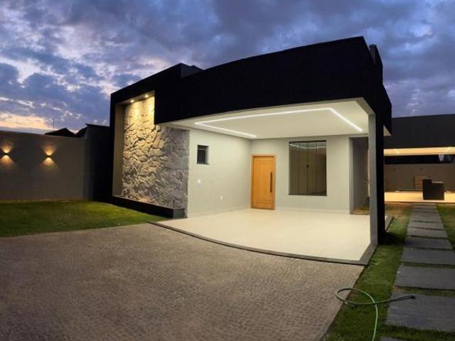 Casa a Venda 3 Suítes Jardim Ipiranga Aparecida de Goiânia próximo ao Aparecida Shopping Casa d