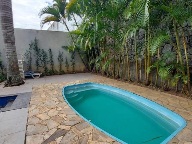 Casa a venda 3 suites no Condomínio Aruã, 299 m² para Venda