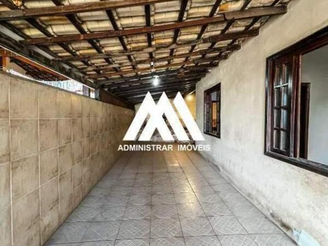 Casa á venda, 02 quartos sendo 01 suíte com excelente localização em Igarapé MG!