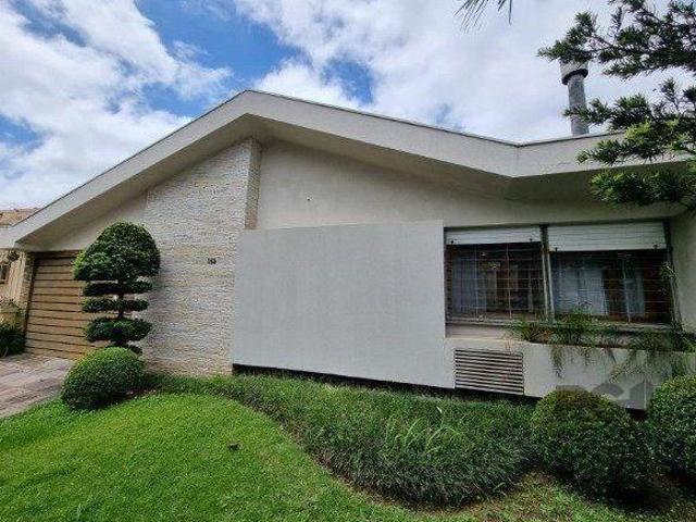 Casa a venda 03 dormitórios 280mq Jardim Lindóia
