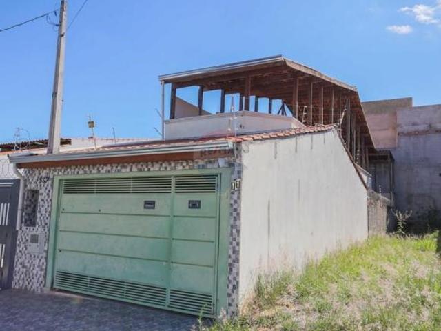 Casa a venda 03 dormitórios com suíte