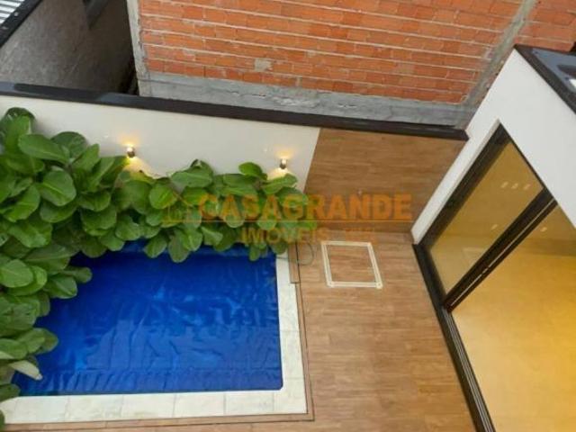 Casa a venda 03 suites 268m² no Condomínio Loteamento Reserva aruanã