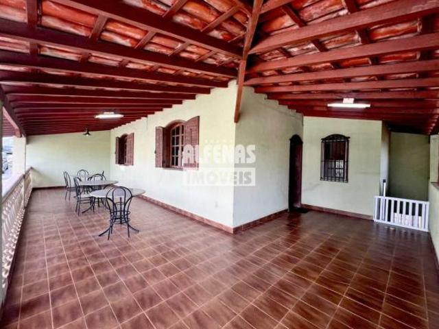 CASA Á VENDA, 03 QUARTOS, 01 SUITE, 02 VAGA, AMAZONAS CONTAGEM/MG
