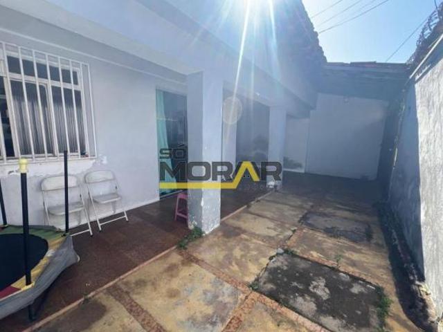 Casa a Venda 03 Quartos com mais Duas Ediculas!