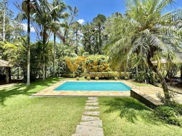 Casa á venda 03 quartos em Chácara Granja Velha Cotia