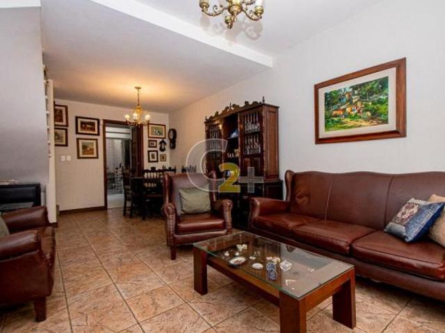 Casa a venda 03 quartos em Perdizes