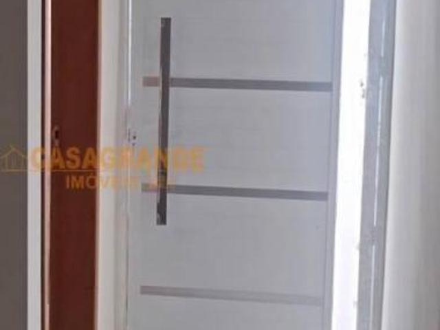 Casa a venda 03 quartos no Residencial Santa Paula Jacareí SP