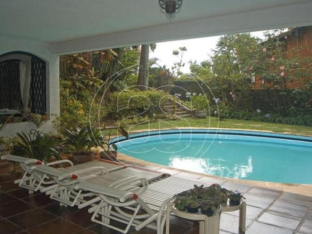 CASA a VENDA 04 SUÍTES ALTO PADRÃO NO ALTO DA BOA VISTA