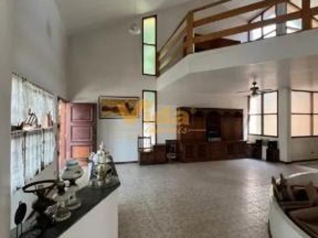 Casa á venda 04 quartos em Alphaville Santana de Parnaíba