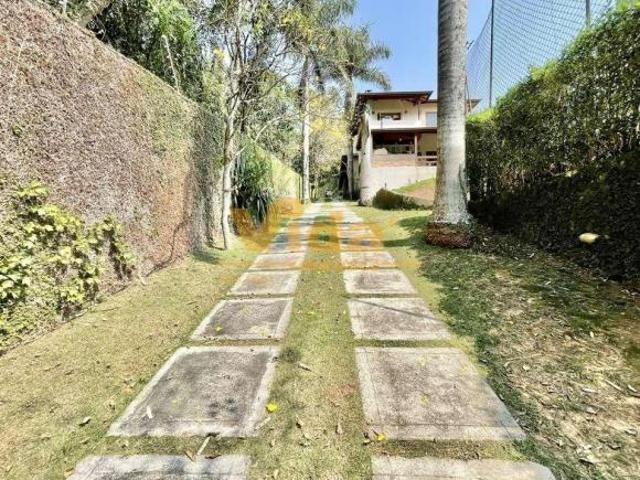 Casa á venda 04 quartos em Chácara Vale do Rio Cotia Carapicuíba