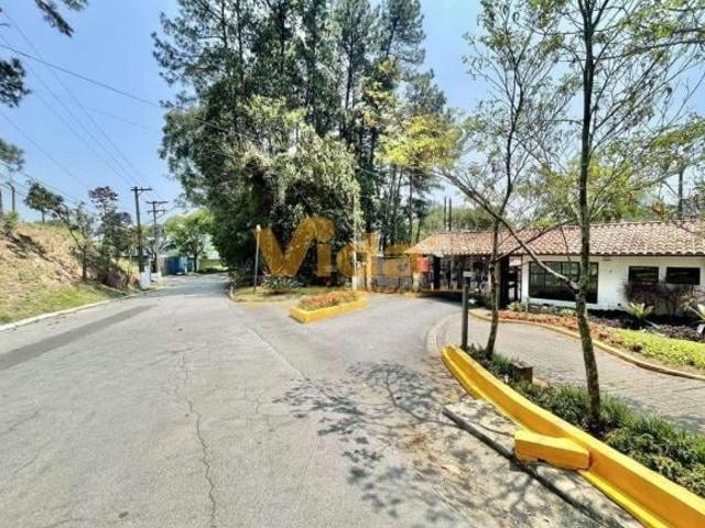 Casa á venda 06 quartos em Granja Viana Cotia
